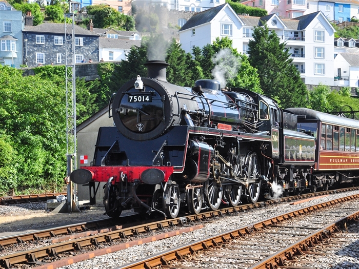 Heritage & History Tours | Steam Train Holidays UK