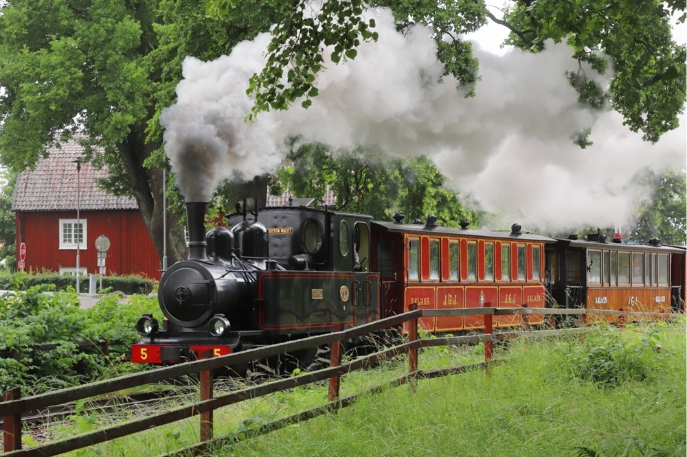 Railtrail Tours - escorted train holidays. Rail holidays to Germany ...