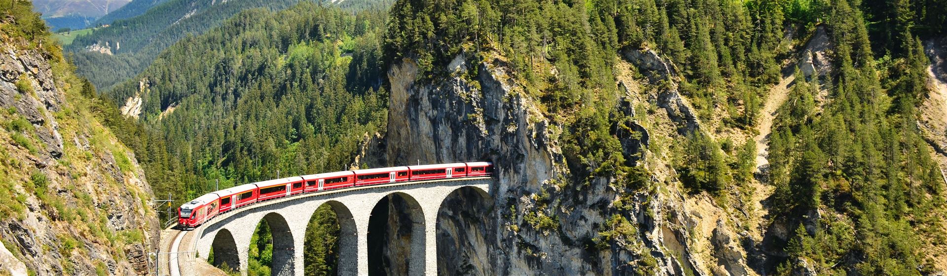 Luxury Train Trips - Fully Escorted Tours in UK & Europe